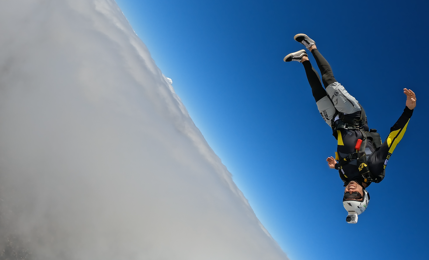 Rogerio Menezes Jr - Skydive Club